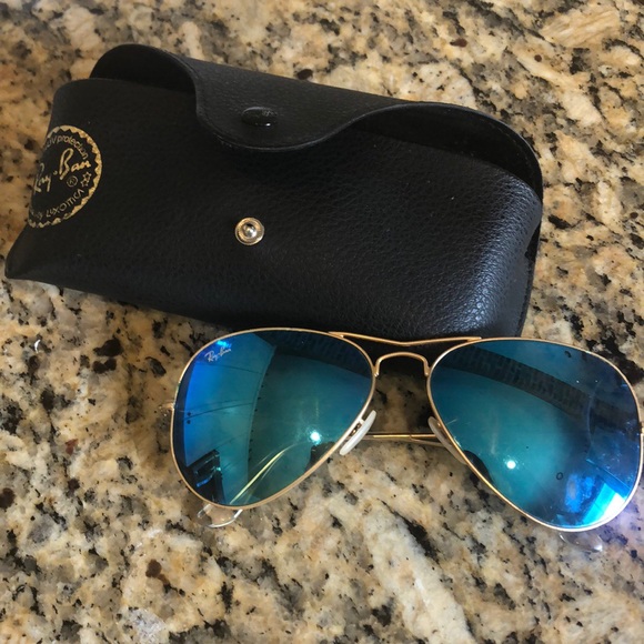 Ray-Ban | Accessories | Rayban Aviator Blue Flash Lenses | Poshmark